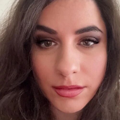 Screenwriter - a job post by Shari Emami - Stage 32