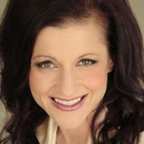 Zuzi Fort - Zuzi's Bio, Credits, Awards, and more. - Stage 32