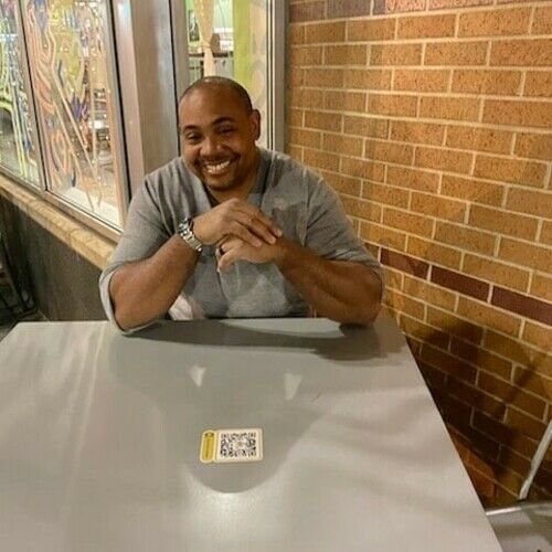 Tai Thompson: Screenwriter, comedian and filmm… - Stage 32