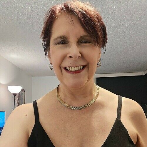 Debbie Elicksen - Debbie's Bio, Credits, Award… - Stage 32