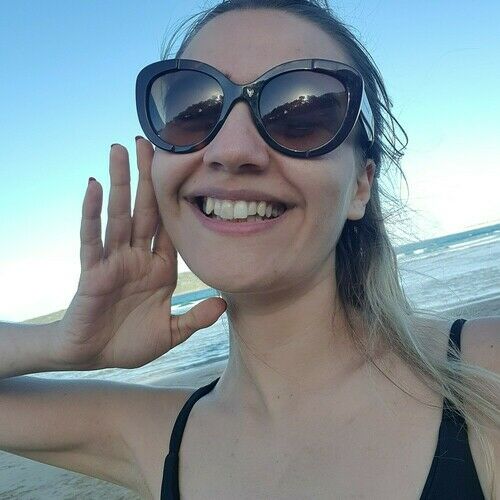 Vicki Apostolopoulos - Vicki's Bio, Credits, A… - Stage 32