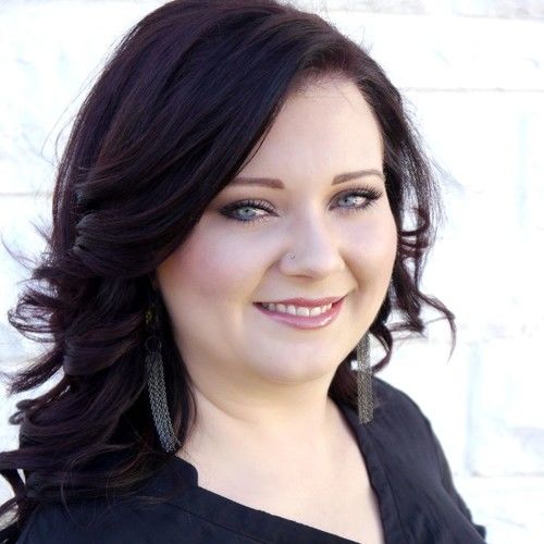 Kayla Mitchell - Kayla's Bio, Credits, Awards,… - Stage 32