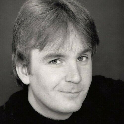 Jerry Robbins: Screenwriter. - Stage 32