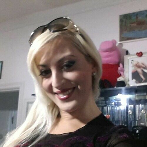 Deana Thomas - Deana's Bio, Credits, Awards, a… - Stage 32