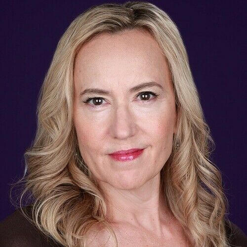 Laura Fay Lewis - Laura's Bio, Credits, Awards… - Stage 32