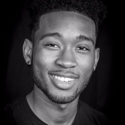 Bruce James: Actor and business development/sa… - Stage 32