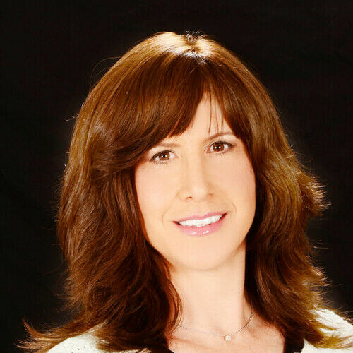 Janis Roszler: Producer in Miami Beach, Florida. - Stage 32