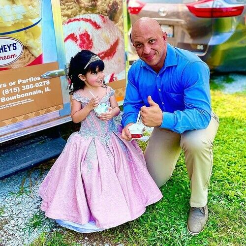 Charlie Murray Crist: Accommodation specialist… - Stage 32