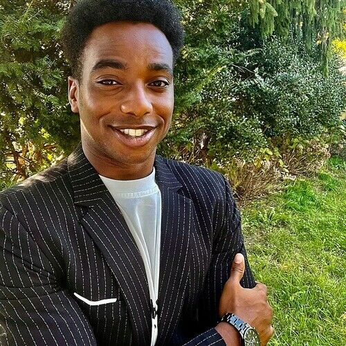 Dwayne Williams: Screenwriter, concept artist… - Stage 32