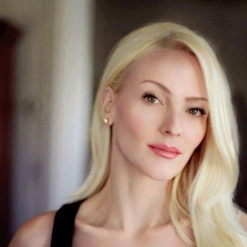 Victoria Gates - Victoria's Bio, Credits, Awar… - Stage 32