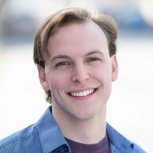 Tanner Dean: Actor, comedian and playwright in… - Stage 32