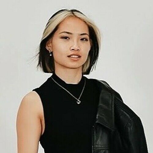 Britt Rolston: Student in Toronto, Canada. - Stage 32