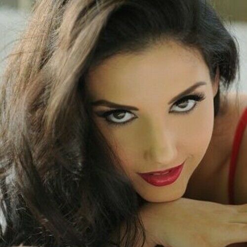 Lisa Joshi - Lisa's Bio, Credits, Awards, and… - Stage 32