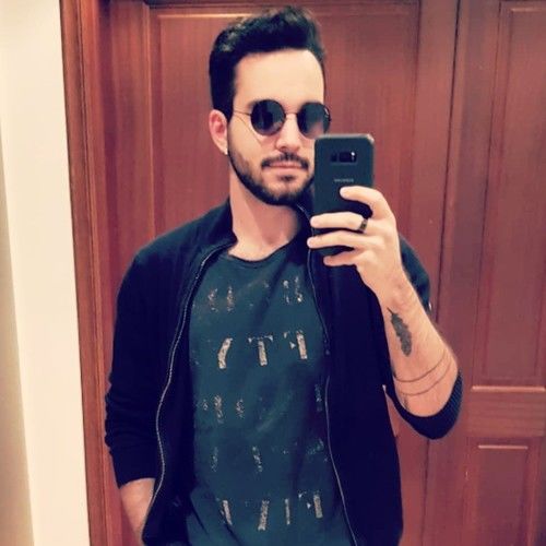 Andrea Scanu: Assistant director, director and… - Stage 32