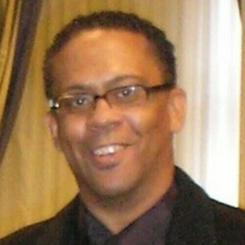 Reggie Thomas - Reggie's Bio, Credits, Awards,… - Stage 32