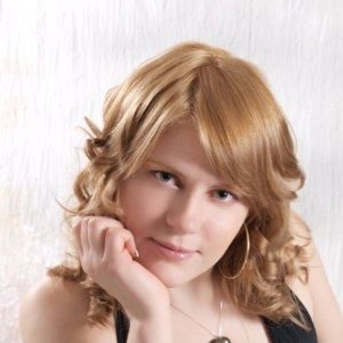 Julia Anderson - Julia's Bio, Credits, Awards,… - Stage 32