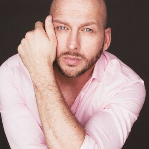 Oswald Hunter - Oswald's Bio, Credits, Awards,… - Stage 32