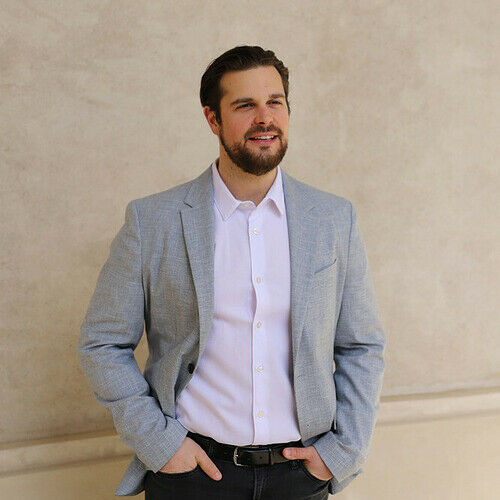 Taylor Carr - Taylor's Bio, Credits, Awards, a… - Stage 32