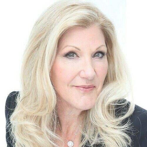 Tema Merback: Author in Hollywood, California. - Stage 32